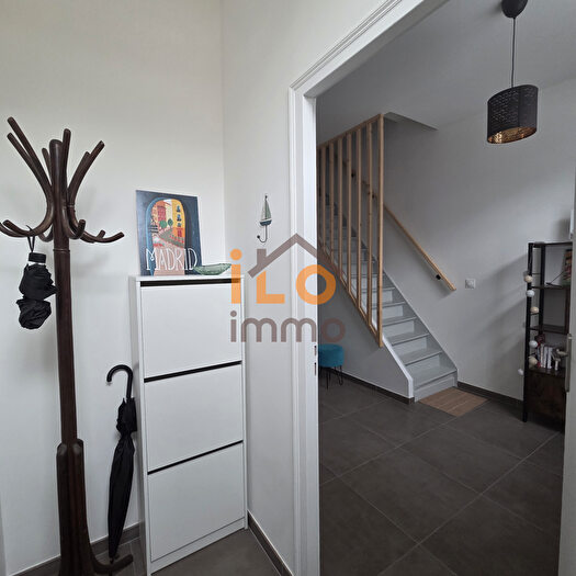 Maison à louer - Roubaix, Sainte-Elisabeth - 5 pièces - 4 chambres