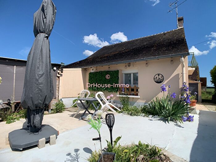 Maison 6 pièces à Château-Renard, à vendre