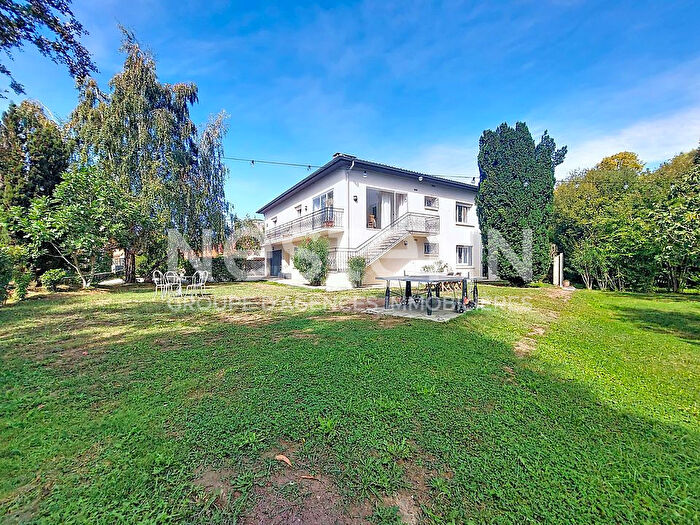 Maison 12 pièces à Pamiers, Lafitte, Les Usines, Jeu du Mail, La Plaine, à vendre