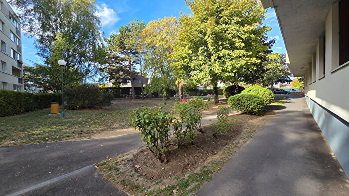 Appartement 3 pièces à Rueil-Malmaison, Mont Valerien, à louer
