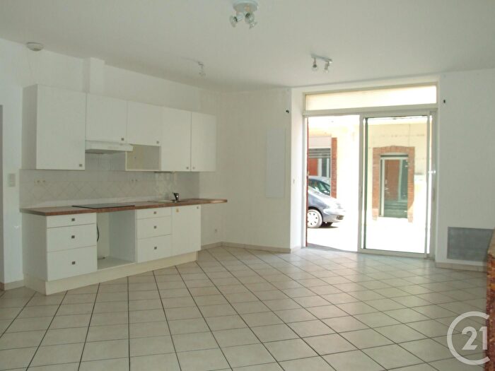 Appartement à louer - Bagnols-sur-Cèze, Centre-ville - 2 pièces - 1 chambre