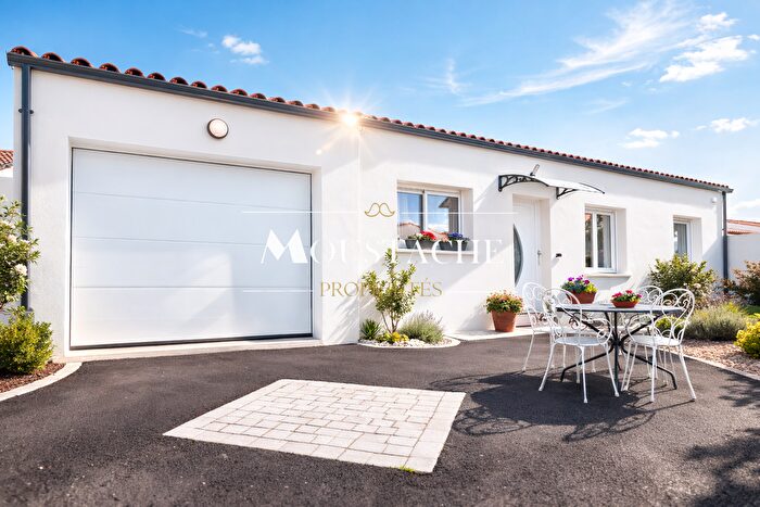 Saint-Sulpice-de-Royan : Maison 4 pièces à vendre
