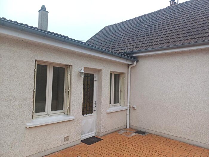 Maison à vendre - Noyon, Sud - 5 pièces - 2 chambres