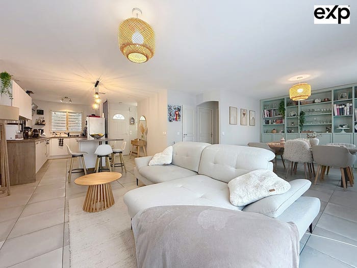 Maison 4 pièces à Llupia, à vendre