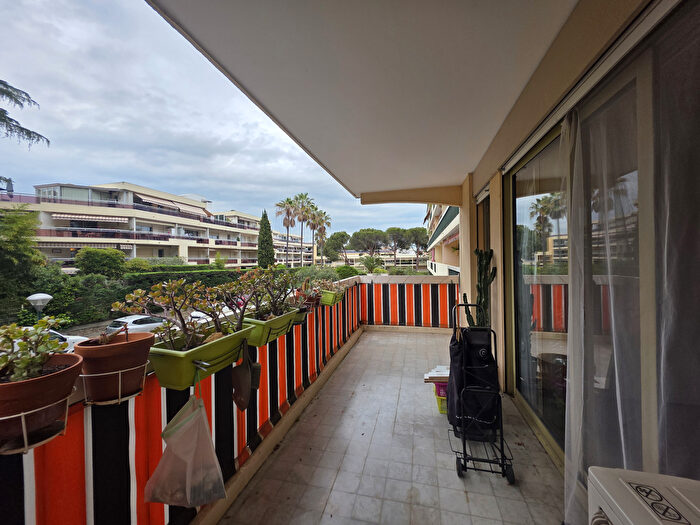 Appartement 2 pièces à Vallauris, Golfe Juan, Vieux Port, à vendre