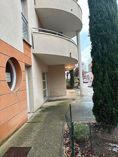 Appartement à louer - Le Péage-de-Roussillon - 3 pièces - 2 chambres