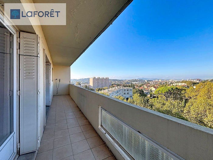 Beaulieu-Darboussèdes, Toulon : Appartement 4 pièces à louer