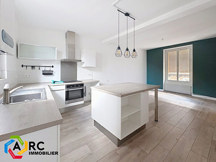 Orléans, Dunois, Châteaudun : Appartement 4 pièces à louer