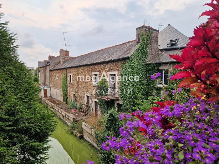 Maison à vendre - Jugon-les-Lacs - 4 pièces - 3 chambres