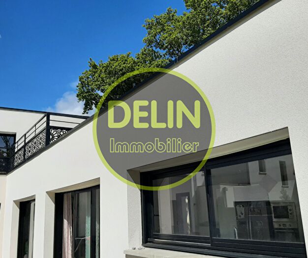 Maison à vendre - Noyal-Châtillon-sur-Seiche - 8 pièces - 6 chambres