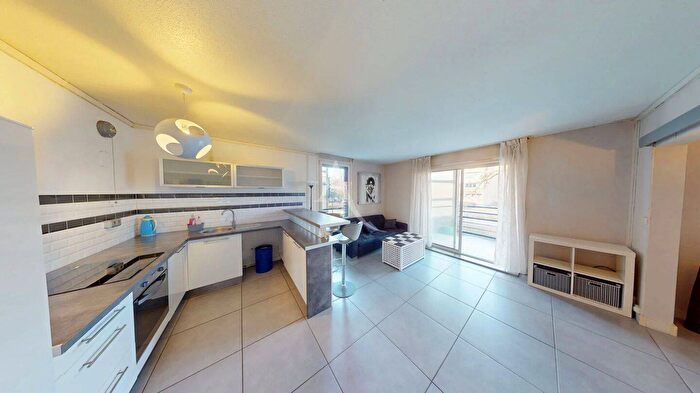 Appartement à louer - Vieux Villaine, Massy - 2 pièces - 1 chambre