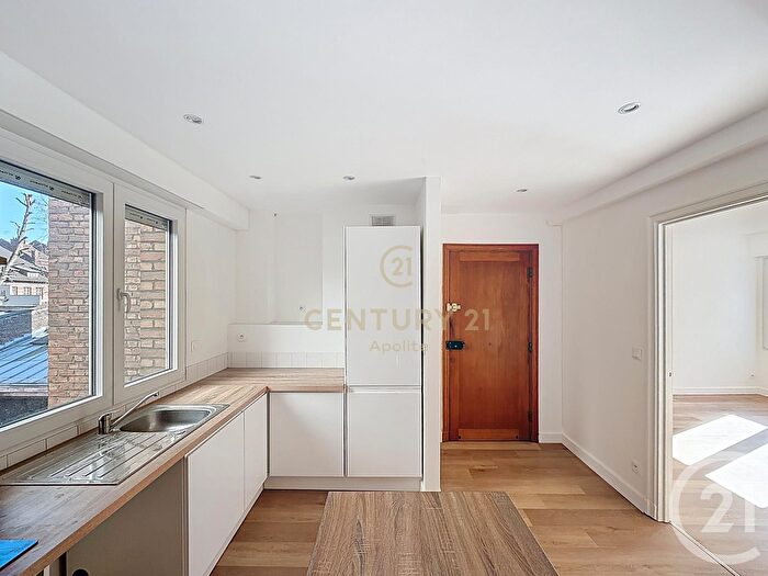 Appartement à vendre - La Madeleine, Grand Boulevard - 3 pièces - 2 chambres