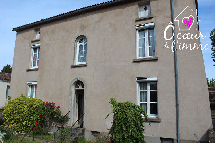 La Tessoualle : Maison 5 pièces à vendre