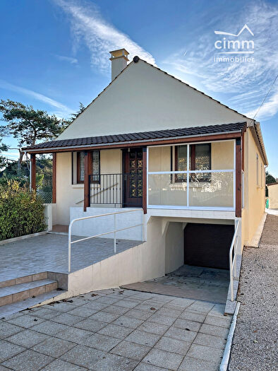 Maison à vendre - Amilly - 5 pièces - 3 chambres