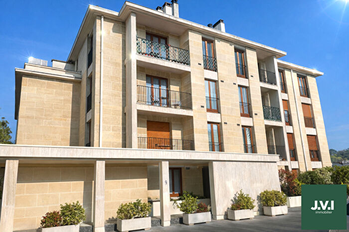 Appartement à vendre - Montmorency, Centre Montmorency - 2 pièces - 1 chambre