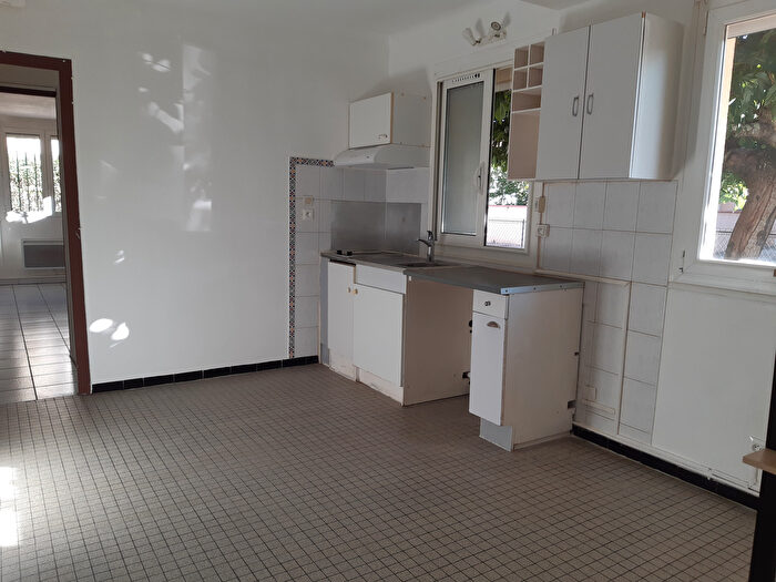 Appartement à louer - Céret - 2 pièces - 1 chambre