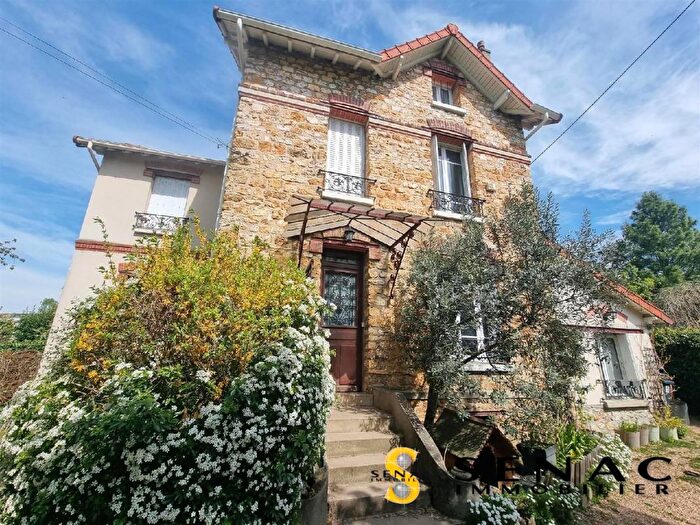 Taverny : Maison 9 pièces à vendre
