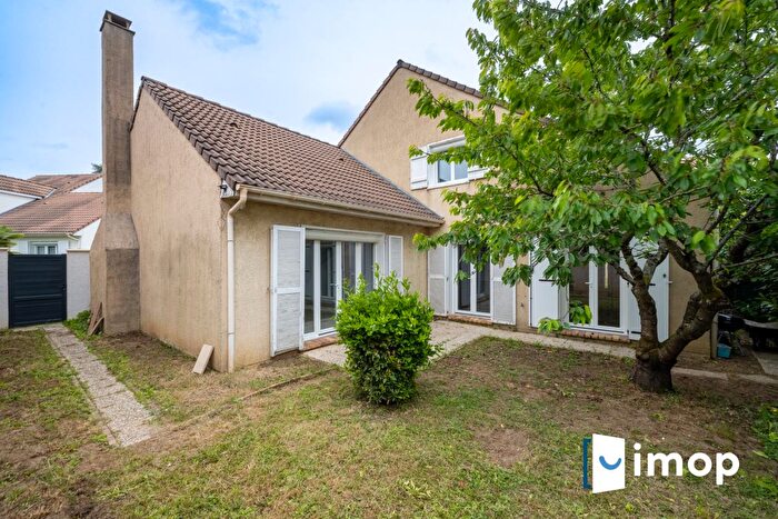 Maison à vendre - Cergy, Axe Majeur, Horloge - 5 pièces - 3 chambres