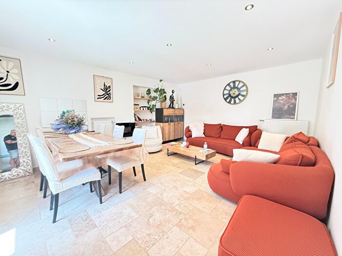 Maison 5 pièces à vendre à Cremeaux
