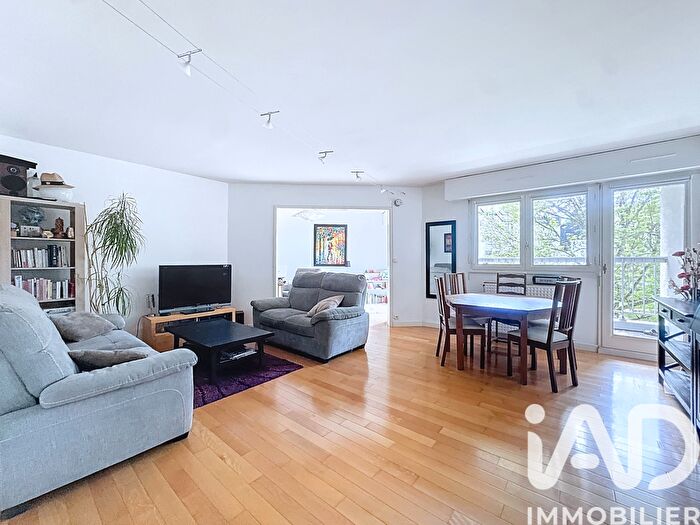 Quartiers Nord-Est, Maurepas : Appartement 5 pièces à vendre
