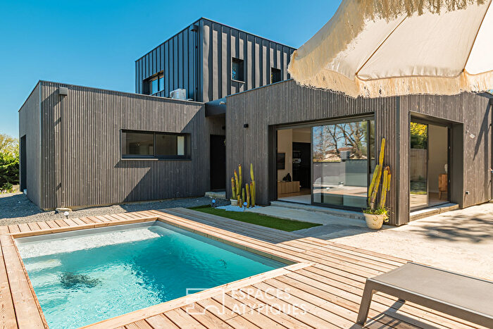 Maison à vendre - Carbon-Blanc - 5 pièces - 4 chambres