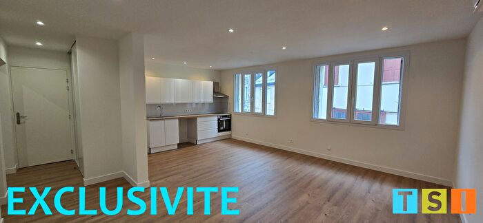 Appartement à vendre - Bagnères-de-Luchon - 3 pièces - 2 chambres