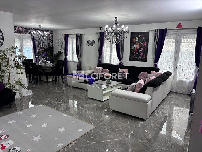 Maison à vendre - Goussainville, Grenelle, Grandes-Bornes - 10 pièces - 3 chambres