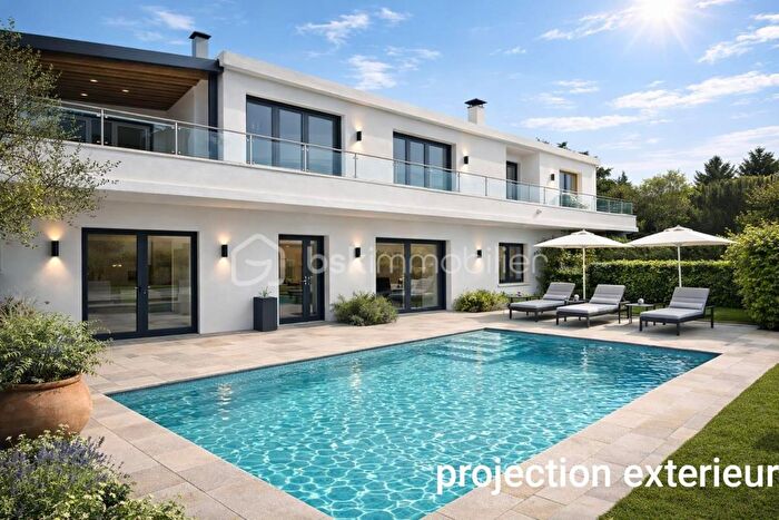 Maison à vendre - Saint-Ismier - 10 pièces - 5 chambres