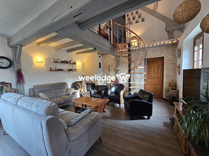 Maison à vendre - Saint-Georges-sur-Eure - 7 pièces - 4 chambres