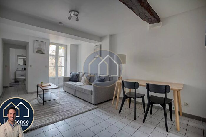 Gallardon : Appartement 1 pièce à louer
