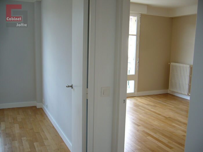 Appartement à louer - Fontainebleau, Constance, Fleury - 3 pièces - 2 chambres