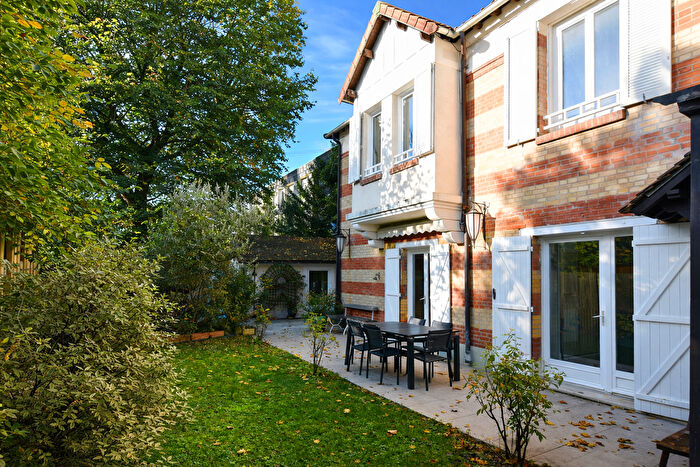 Maison 5 pièces à Chatou, Sud, à vendre