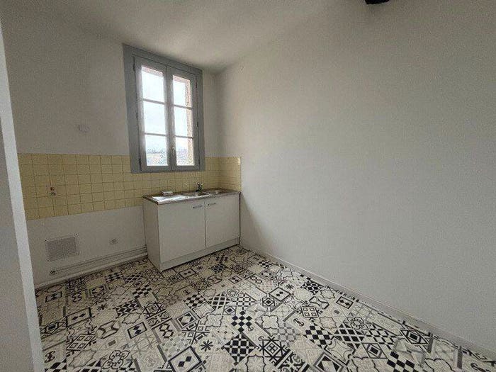 Sainte-Foy-la-Grande : Appartement 2 pièces à louer
