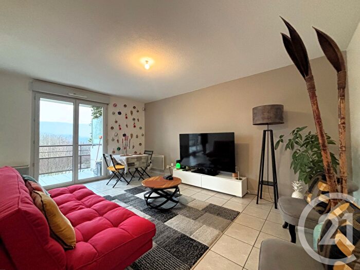 Appartement à vendre - Chambéry, Les Hauts de Chambery - 2 pièces - 1 chambre