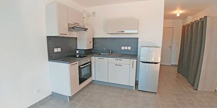 Appartement à louer - Centre-Brou, Bourg-en-Bresse - 1 pièce