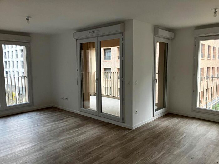 Appartement à louer - Bobigny, Centre-ville - 4 pièces - 3 chambres