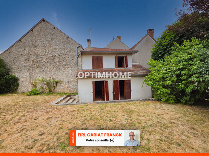 Maison 8 pièces à vendre à Azerables