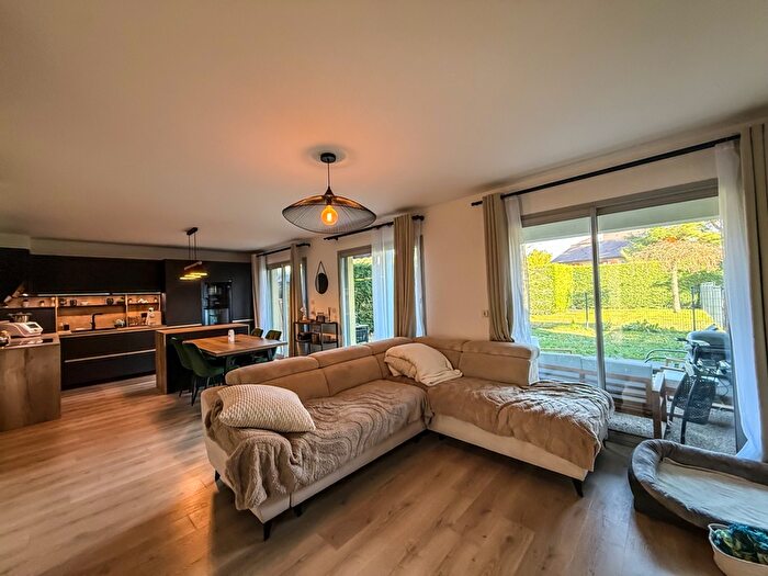 Appartement à vendre - Reignier-Ésery - 3 pièces - 2 chambres