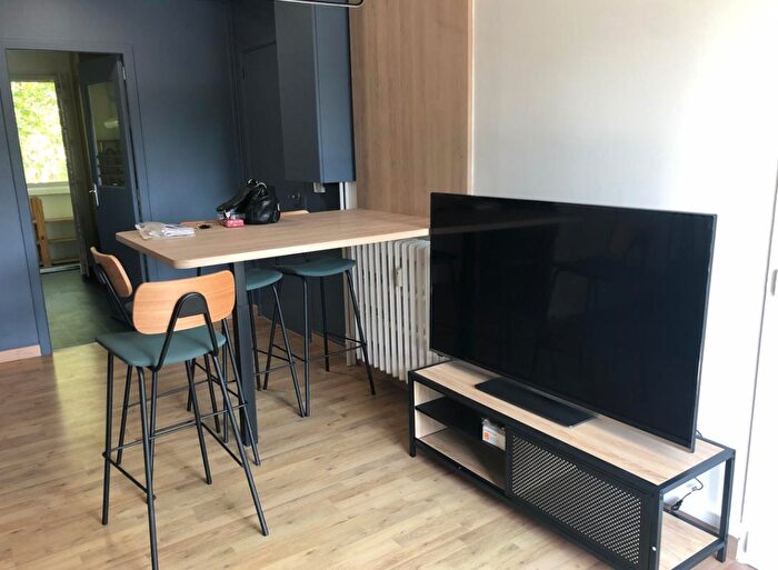 Appartement à louer - Angers, Roseraie - 4 pièces - 3 chambres