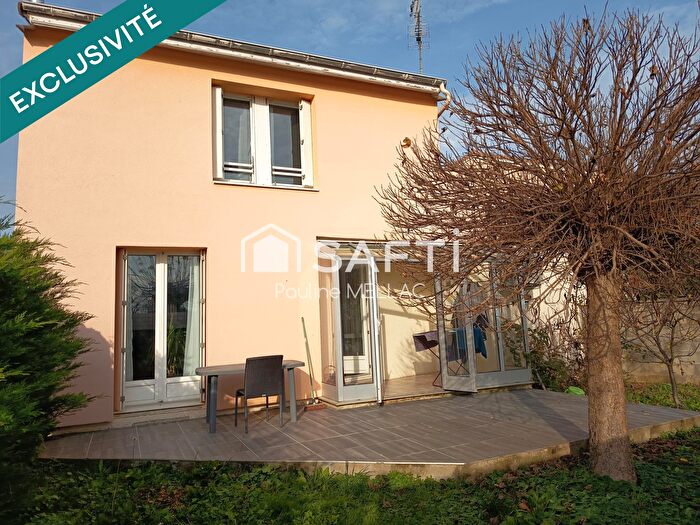 Maison à vendre - Prissé - 5 pièces - 3 chambres