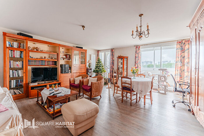 Appartement à vendre - La Roche-sur-Yon, Pyramides, Jean-Yole - 5 pièces - 3 chambres