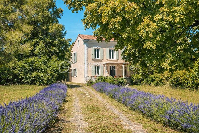 Maison 6 pièces à Valréas, à vendre