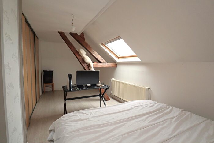 Maison à vendre - Saint-Léger-lès-Domart - 5 pièces - 4 chambres