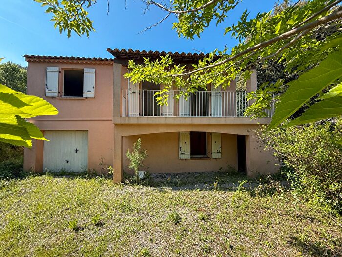 Maison 4 pièces à vendre à Trans-en-Provence