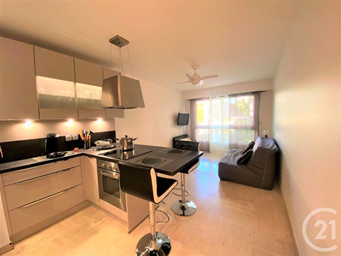 Appartement à louer - Nice, Mont-Boron - 1 pièce