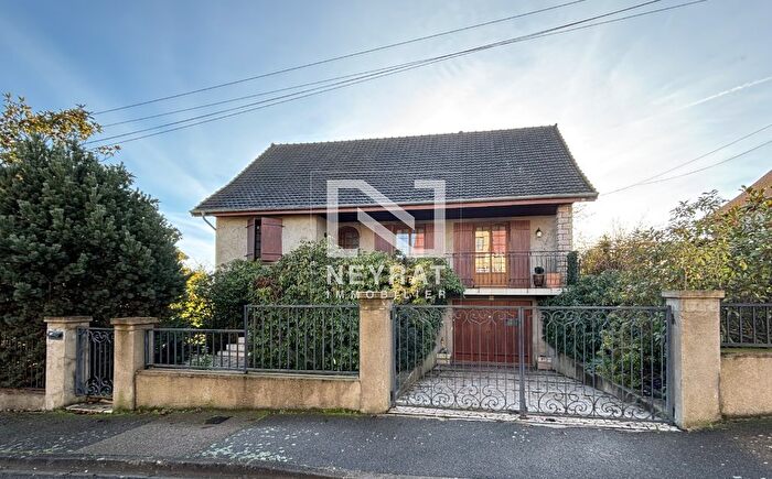 Maison à vendre - Le Creusot, Nord Est - 6 pièces - 5 chambres