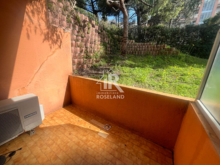 Appartement à louer - Nice, Fabron - 2 pièces - 1 chambre