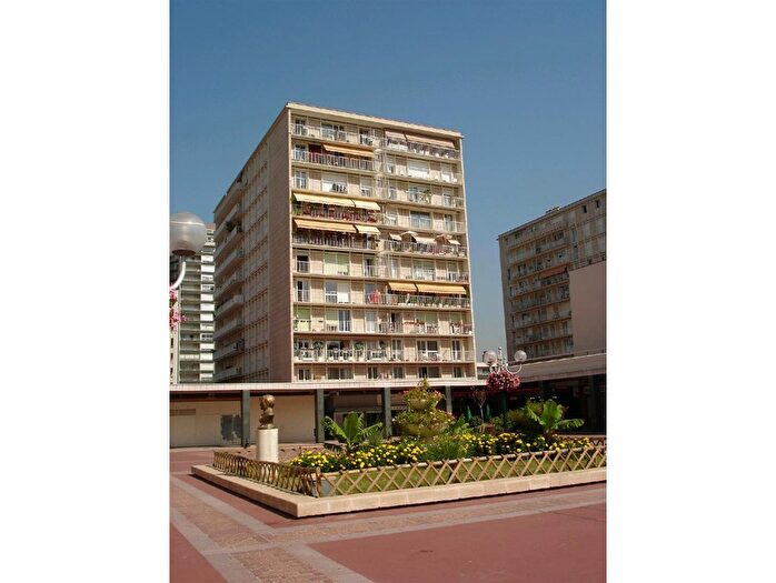 Appartement à vendre - Saint-Gratien, Forum - 4 pièces - 2 chambres