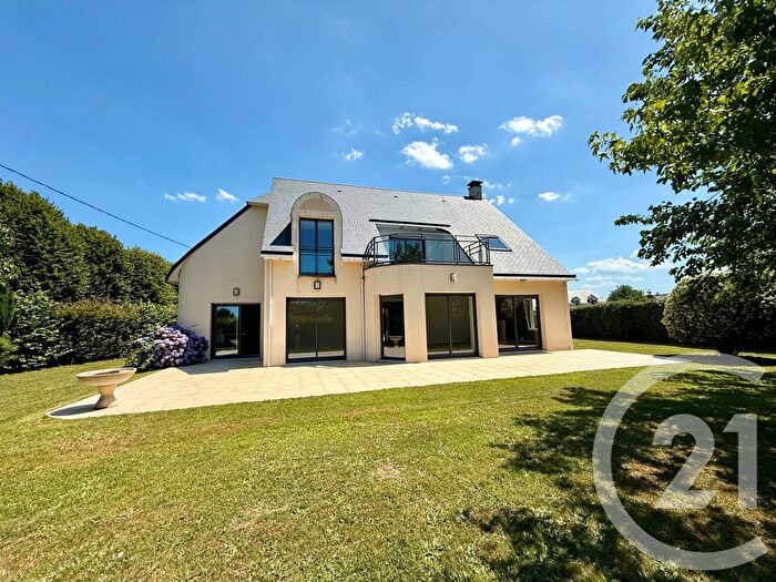 Maison à vendre - Jullouville - 7 pièces - 5 chambres