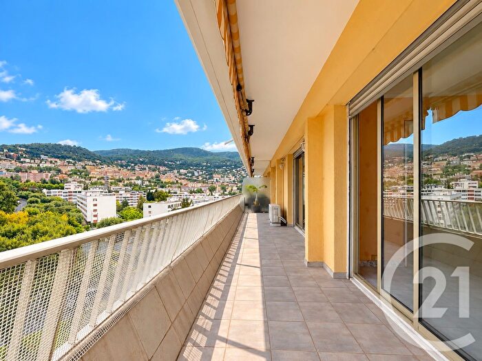 Appartement 4 pièces à louer - Grasse, Saint-Claude